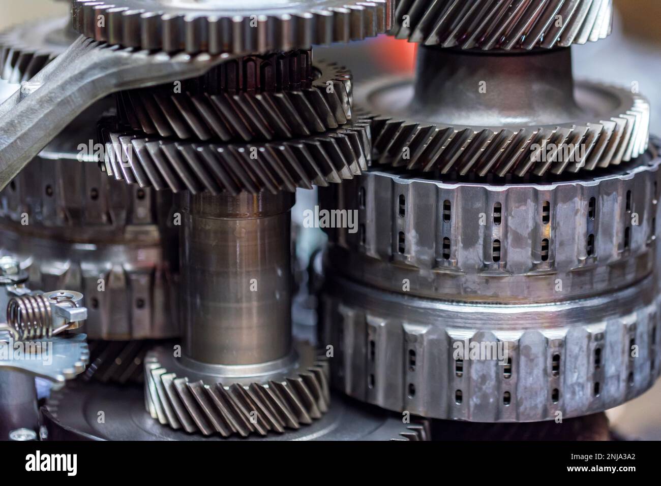 Car gearbox cutaway hi-res stock photography and images - Alamy