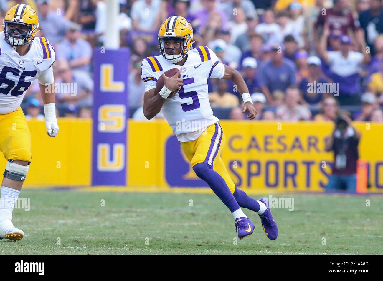 September 17, 2022: LSU quarterback Jayden Daniels (5) scrambles for a ...