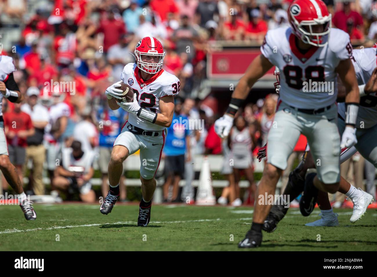 COLUMBIA, SC - SEPTEMBER 17: Georgia Bulldogs running back Cash Jones ...