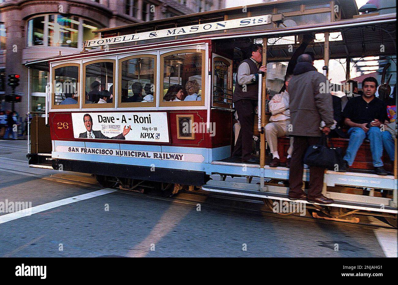 LETTERMAN 1/C/03MAY96/DD/LH--Signs advertising David Letterman in town ...