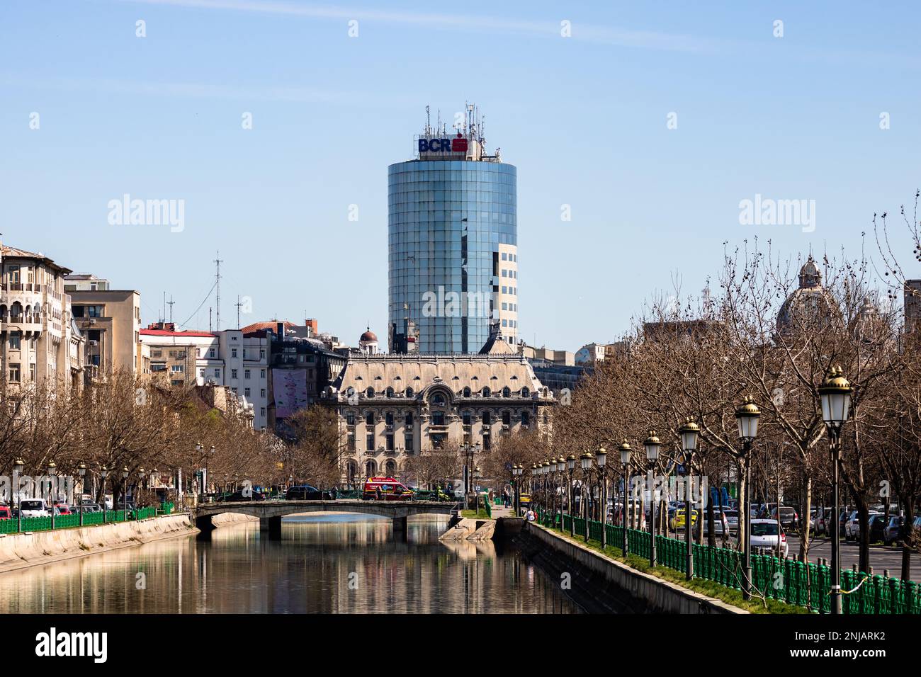 Bridge over Dambovita River. Cityscape Bucharest, Romania, 2023 Stock Photo - Alamy