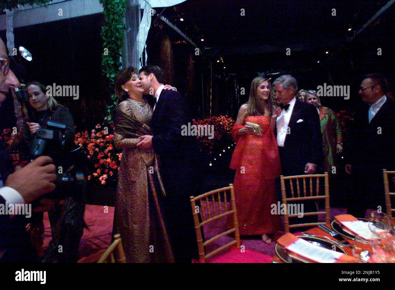 MAGOWAN30b-C-27OCT00-DD-LH--Debbie Magowan and her son, Matthew Cook ...