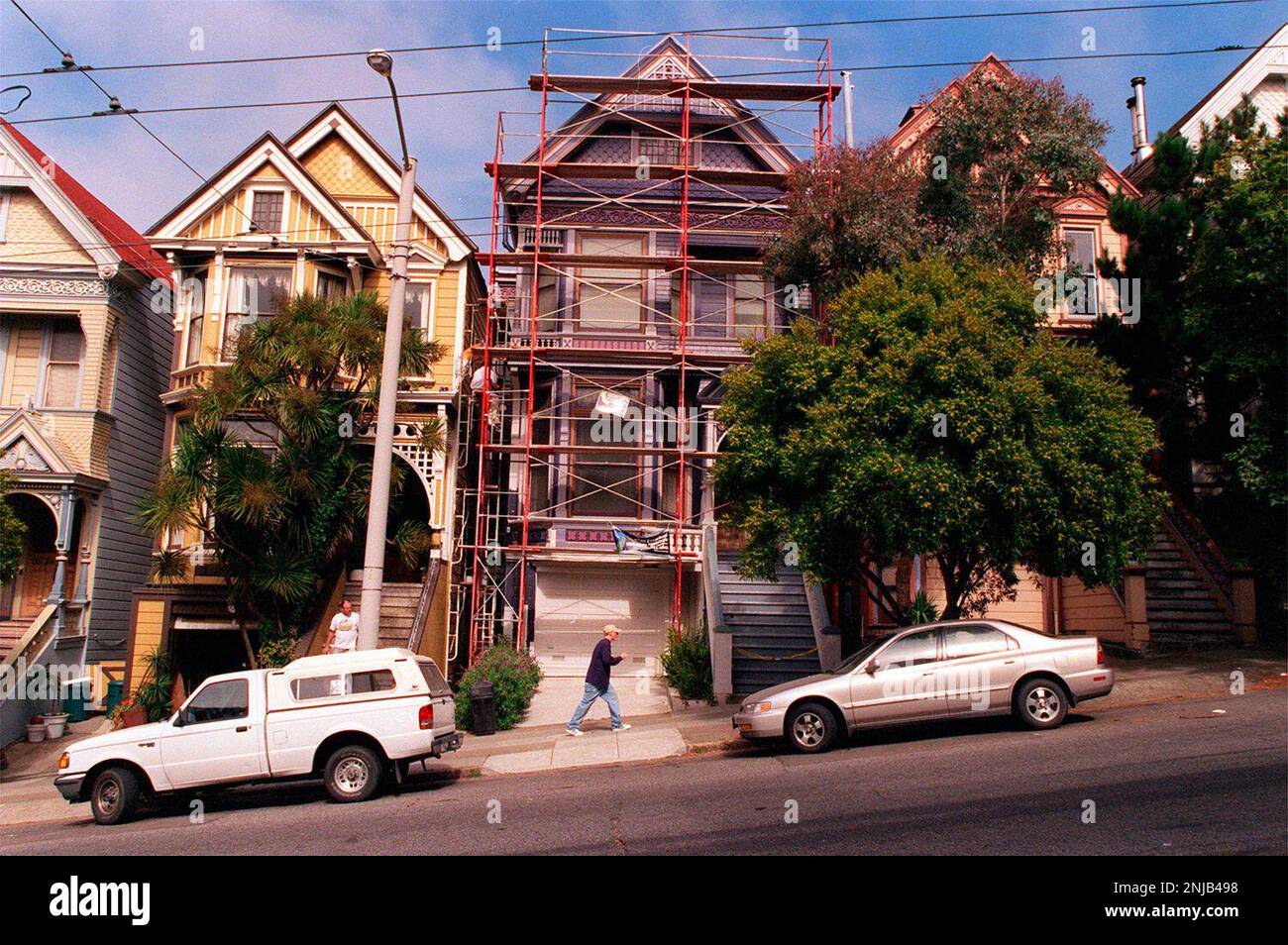 DEAD HOUSE/C/14AUG97/DD/LH--Grateful Dead lived at this address--710 ...