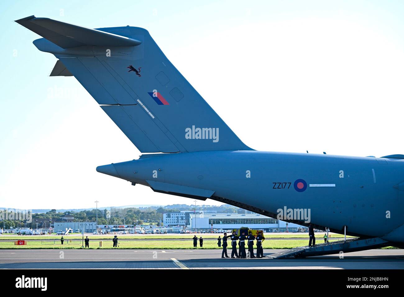 Pallbearers from the Queen's Colour Squadron of the Royal Air Force ...