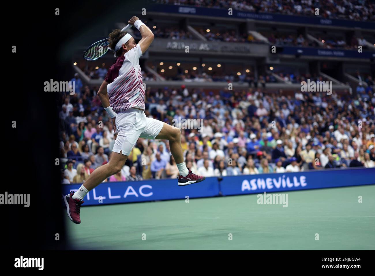 Casper Ruud during a men's singles championship match at the 2022 US ...