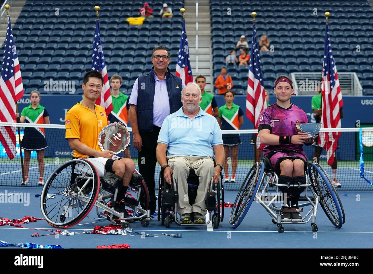 Finalist Shingo Kunieda and champion Alfie Hewett pose for a photo ...