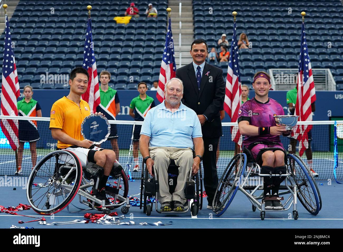 Finalist Shingo Kunieda and champion Alfie Hewett pose for a photo ...