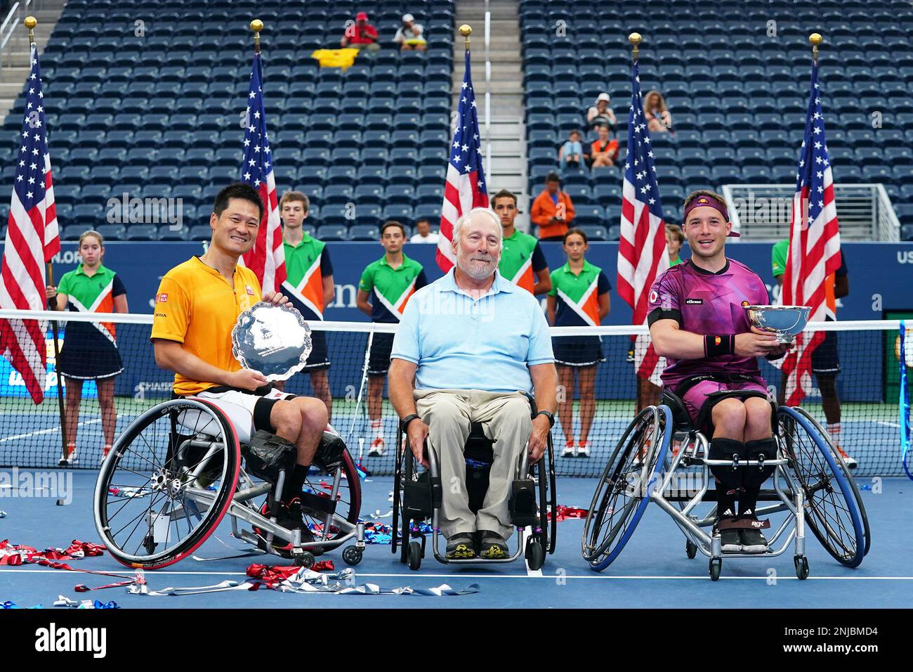 Finalist Shingo Kunieda and champion Alfie Hewett pose for a photo ...