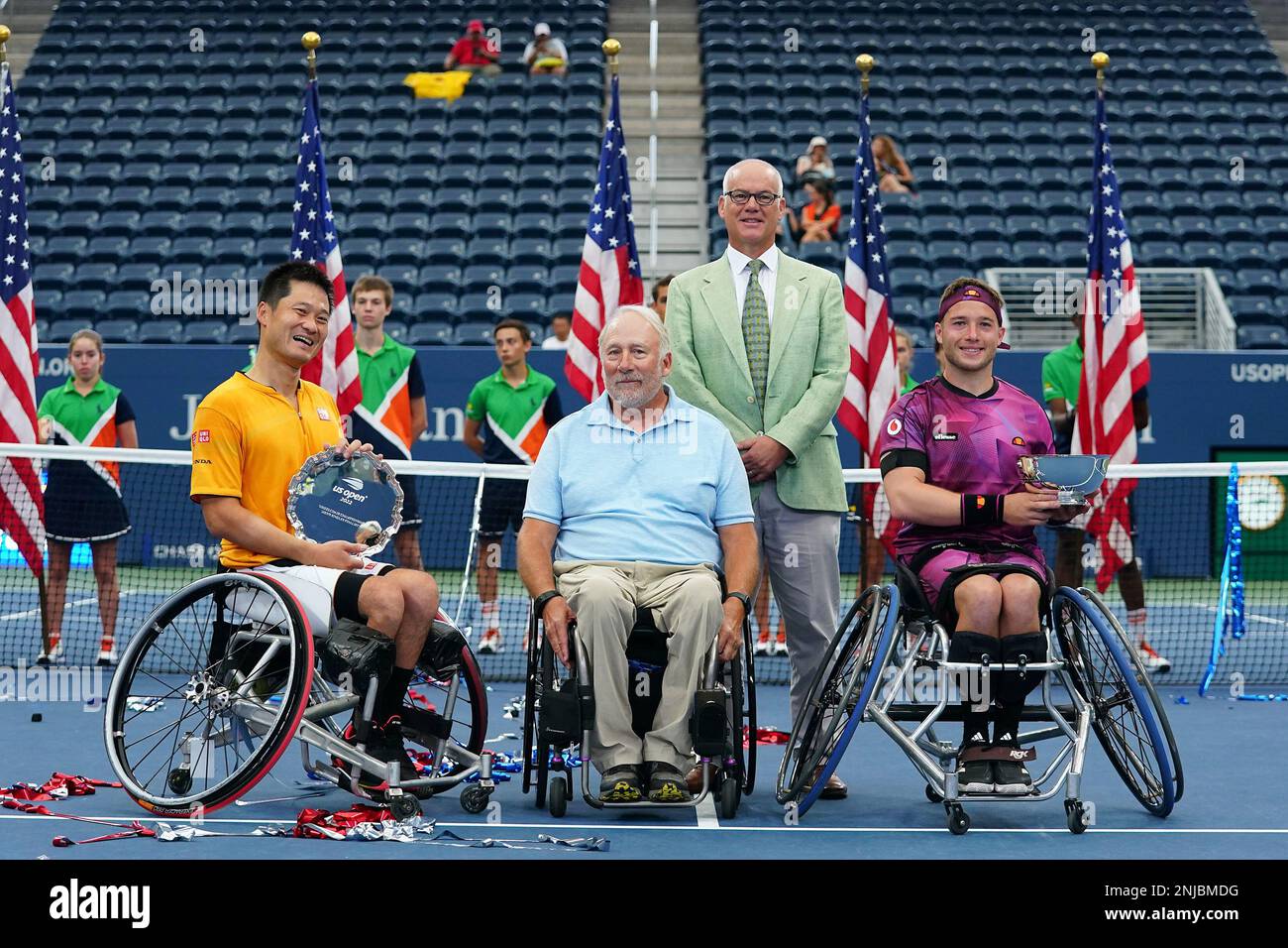 Finalist Shingo Kunieda and champion Alfie Hewett pose for a photo ...