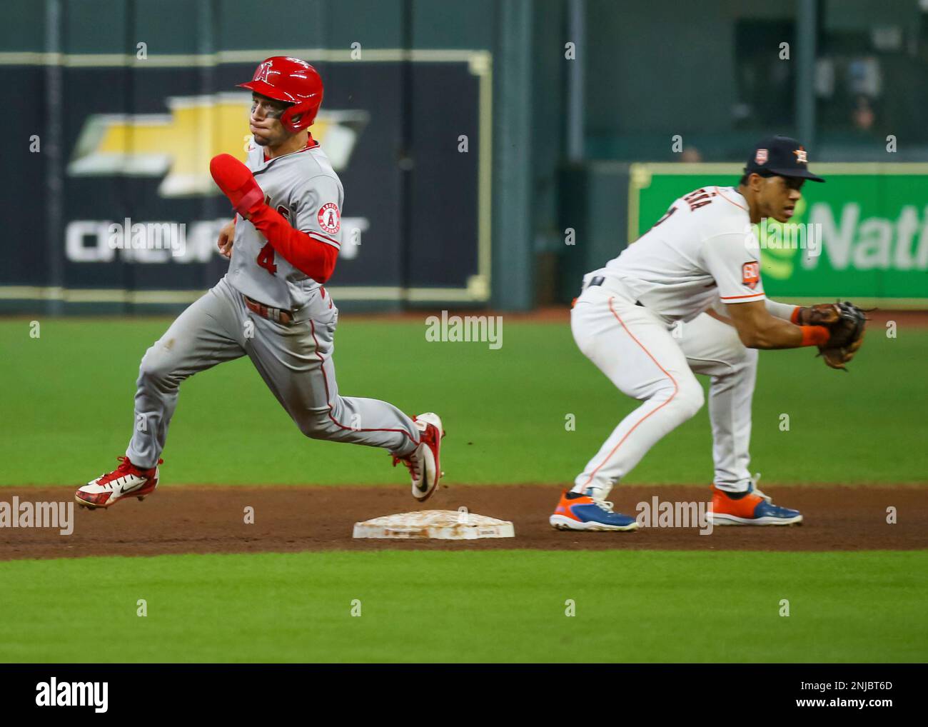 HOUSTON, TX - SEPTEMBER 10: Los Angeles Angels shortstop Andrew ...