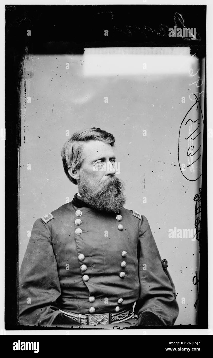 Portrait of General Jefferson Davis, a Union Army officer during the ...