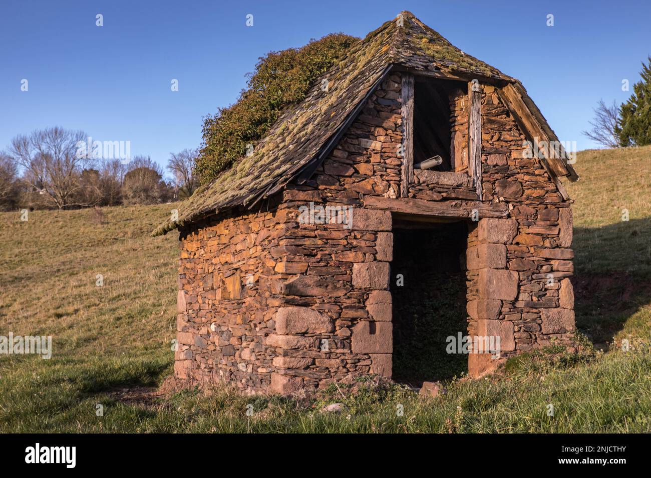 Cabane agricole hi-res stock photography and images - Alamy