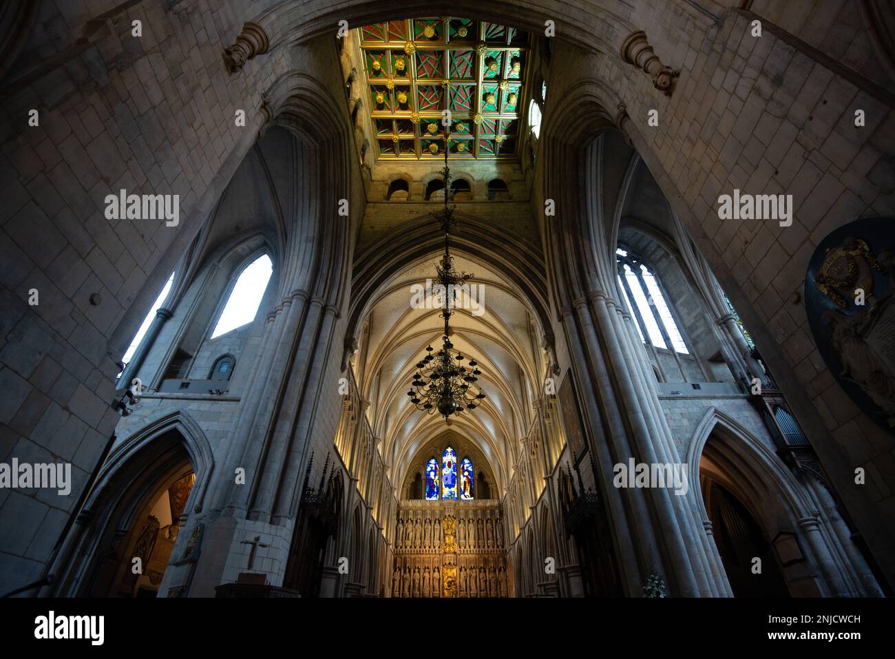 Altar screen in cathedral hi-res stock photography and images - Alamy