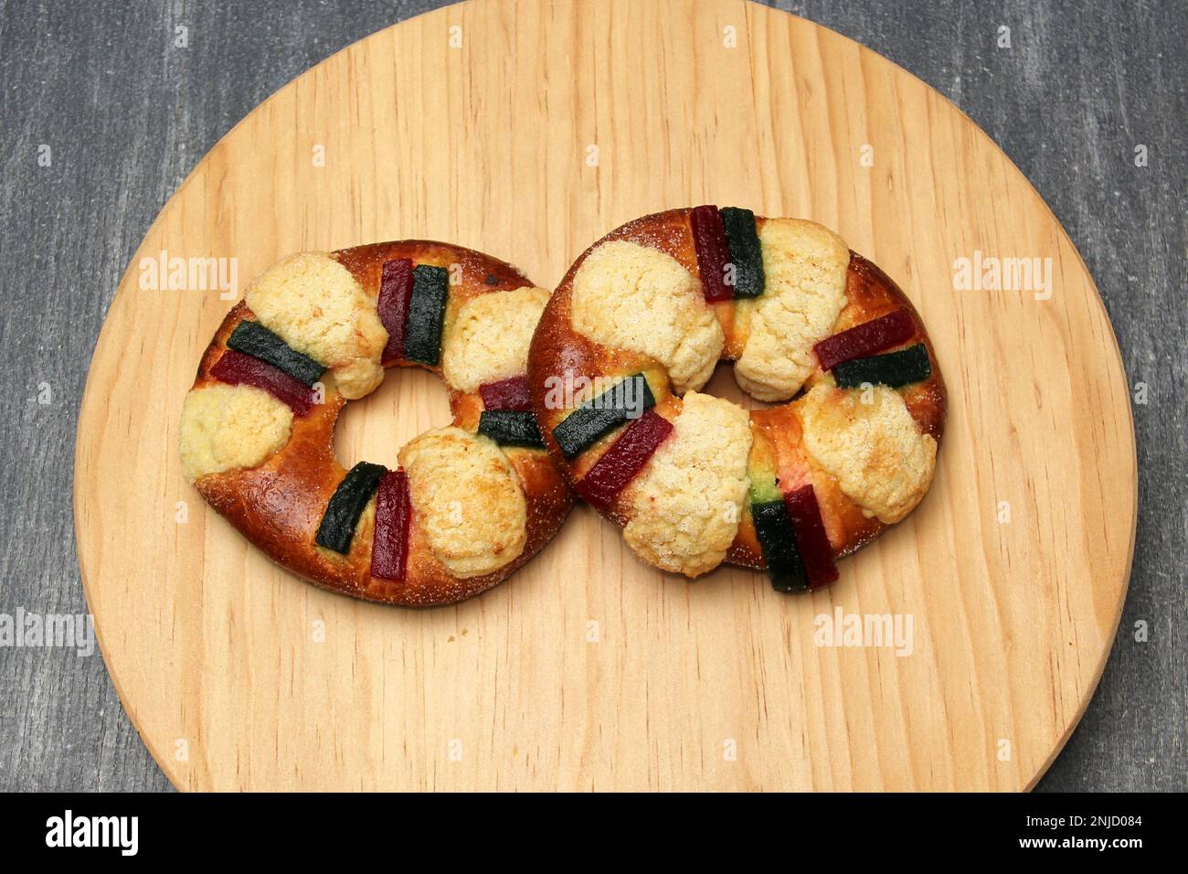 Bolo bun hi-res stock photography and images - Alamy