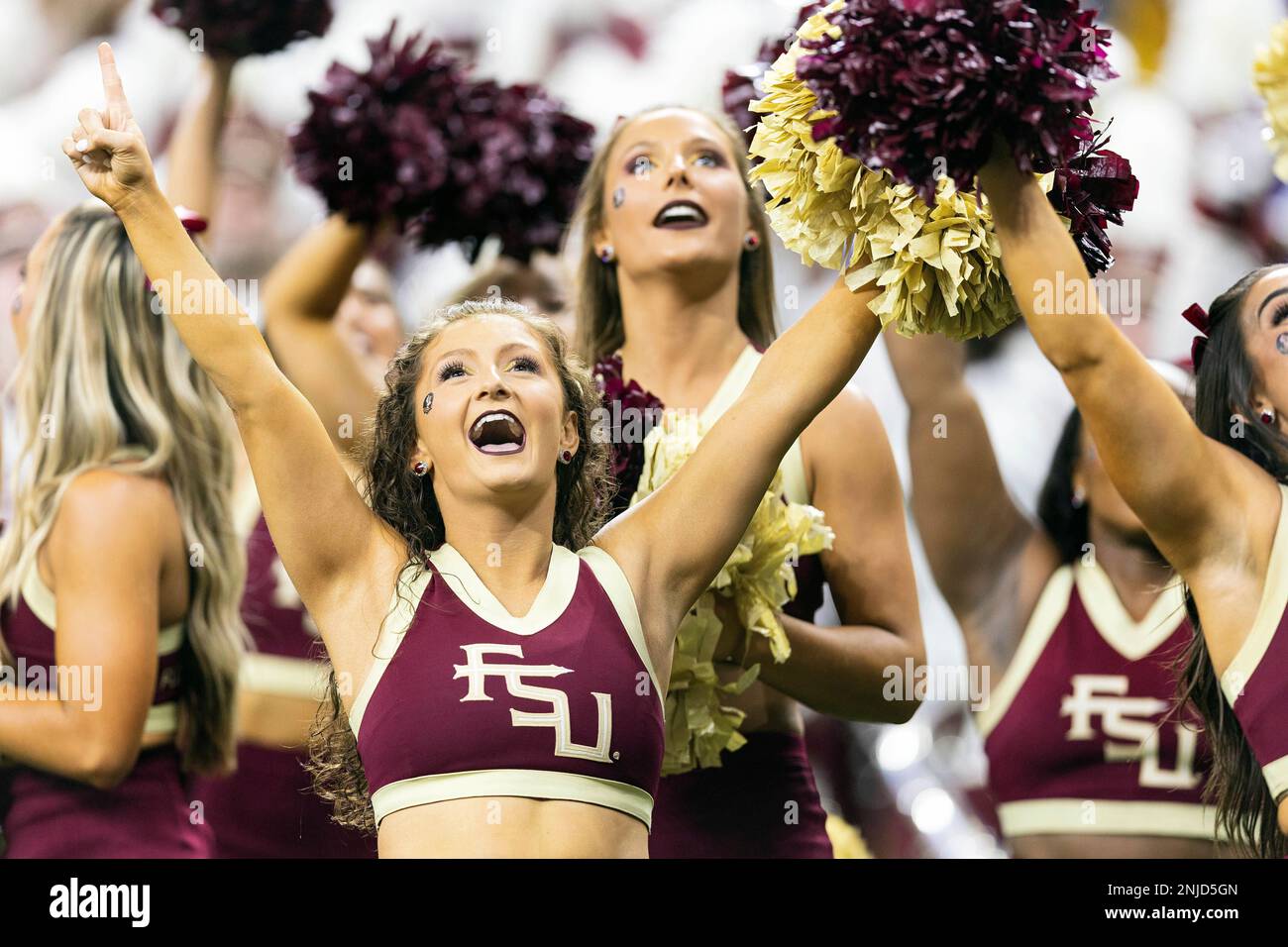 NEW ORLEANS, LA - SEPTEMBER 04: The Florida State Seminoles ...