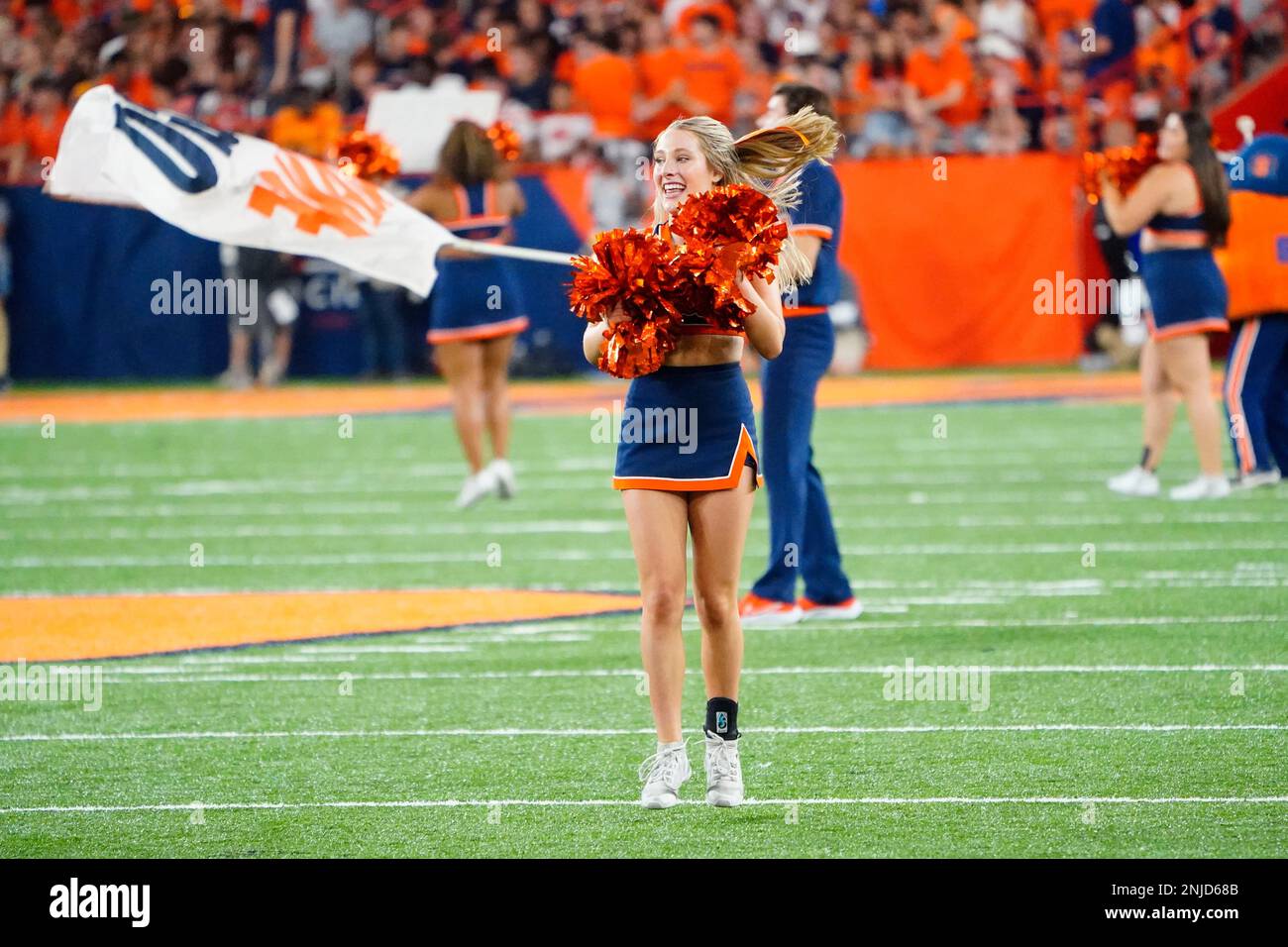 SYRACUSE, NY - SEPTEMBER 03: The Syracuse Orange Cheerleaders perform ...
