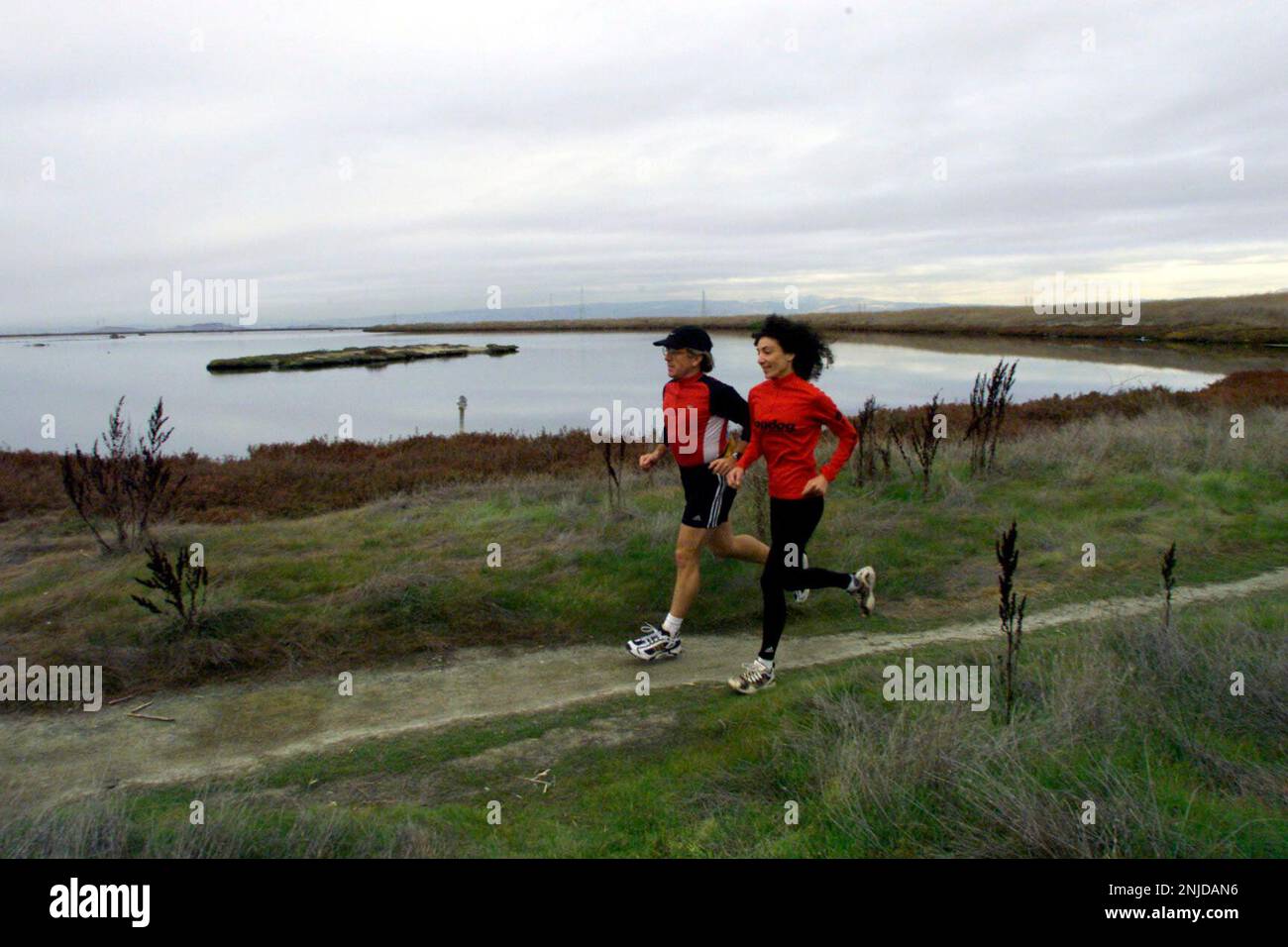 FITTREND06-C-04JAN99-OT-LH--Michael Hodgson and his wife, Therese ...