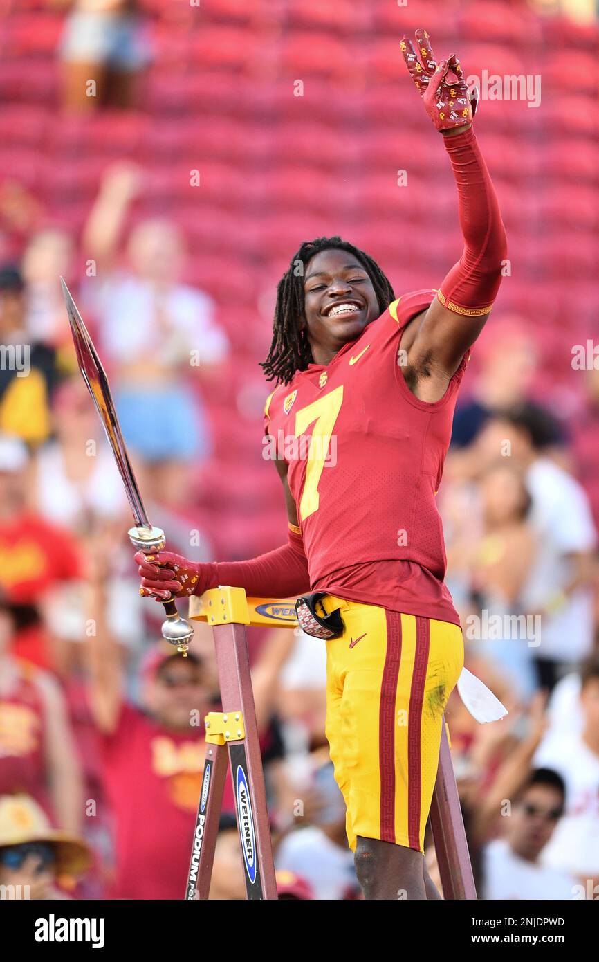 LOS ANGELES, CA - SEPTEMBER 03: USC Trojans defensive back Calen ...