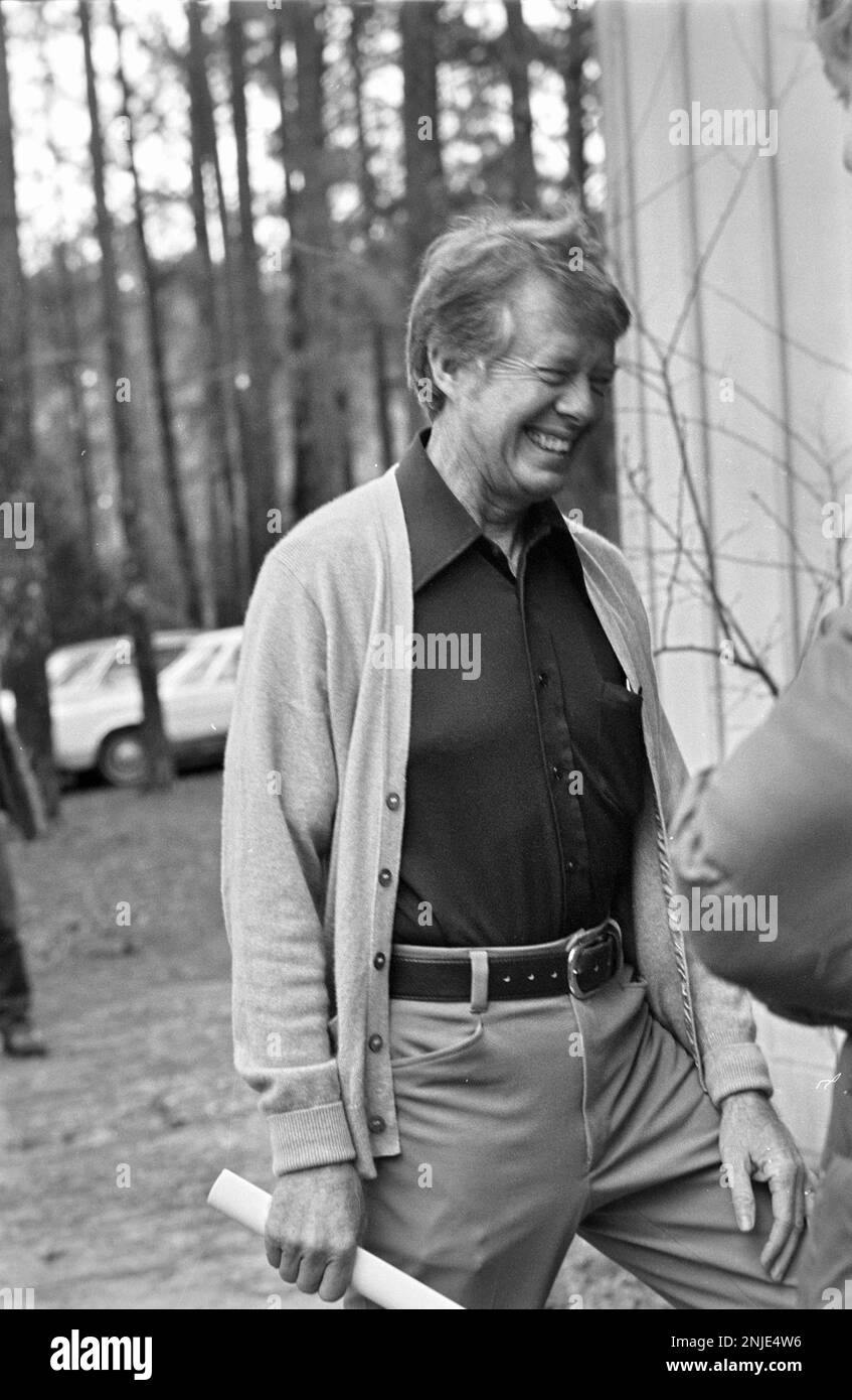 President elect Jimmy Carter welcomes the Democratic Party leadership ...