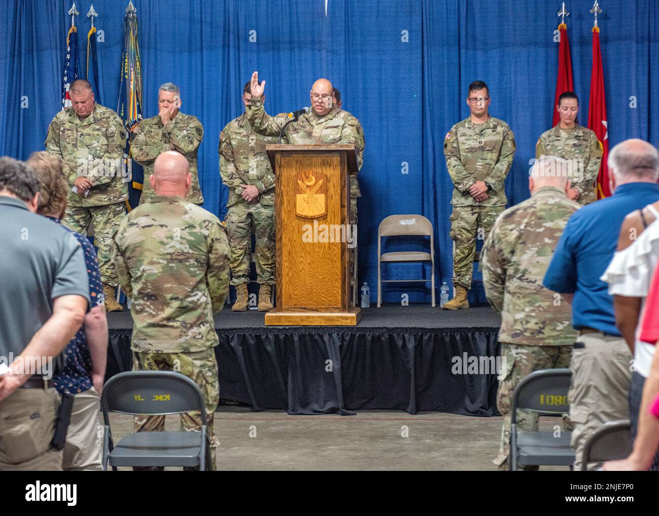 U.S. Army National Guard Soldiers with Company B, 1-118th Infantry ...