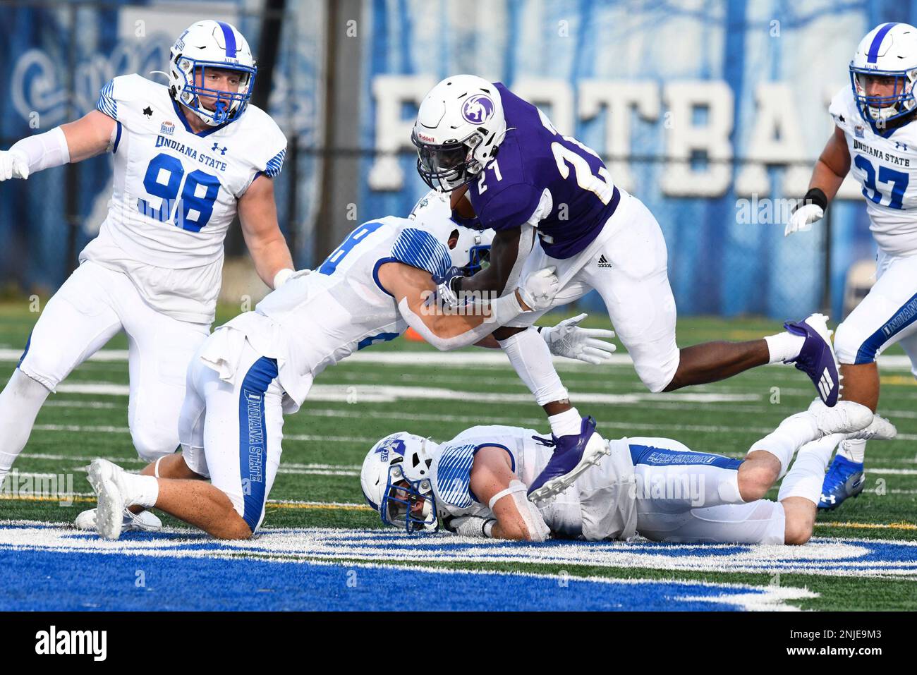 TERRE HAUTE, IN - SEPTEMBER 01: ShunDerrick Powell (27) running back ...