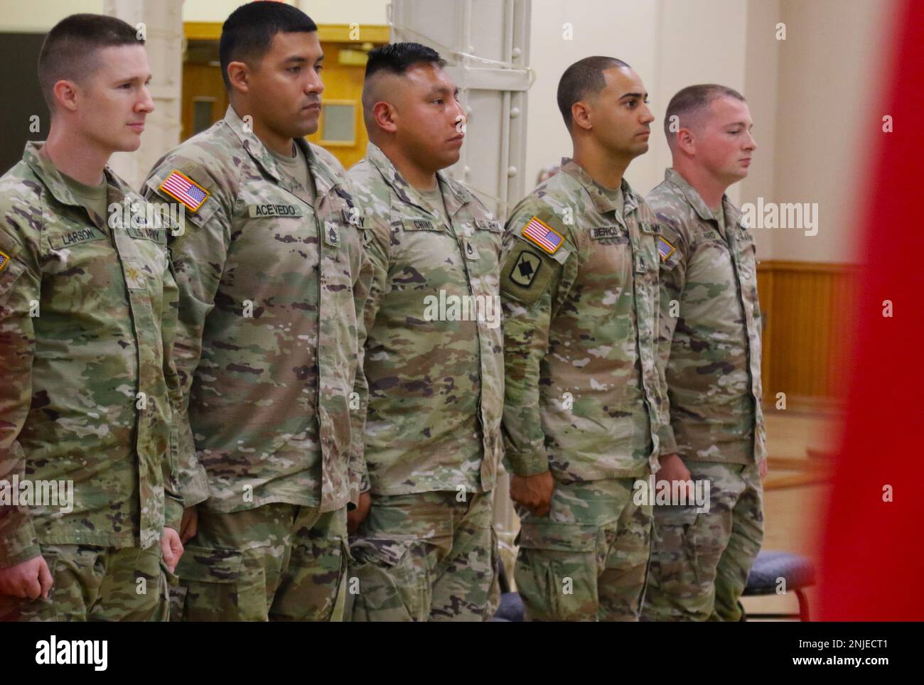 A 5-Soldier team from the Illinois Army National Guard's 6th Battalion ...
