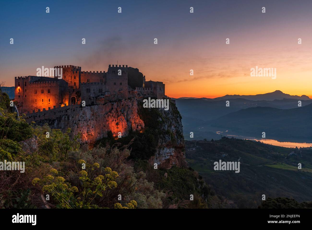 Sicily region castles hi-res stock photography and images - Alamy