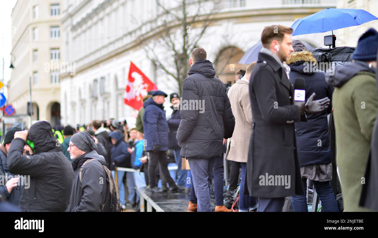 Tv tents hi-res stock photography and images - Alamy