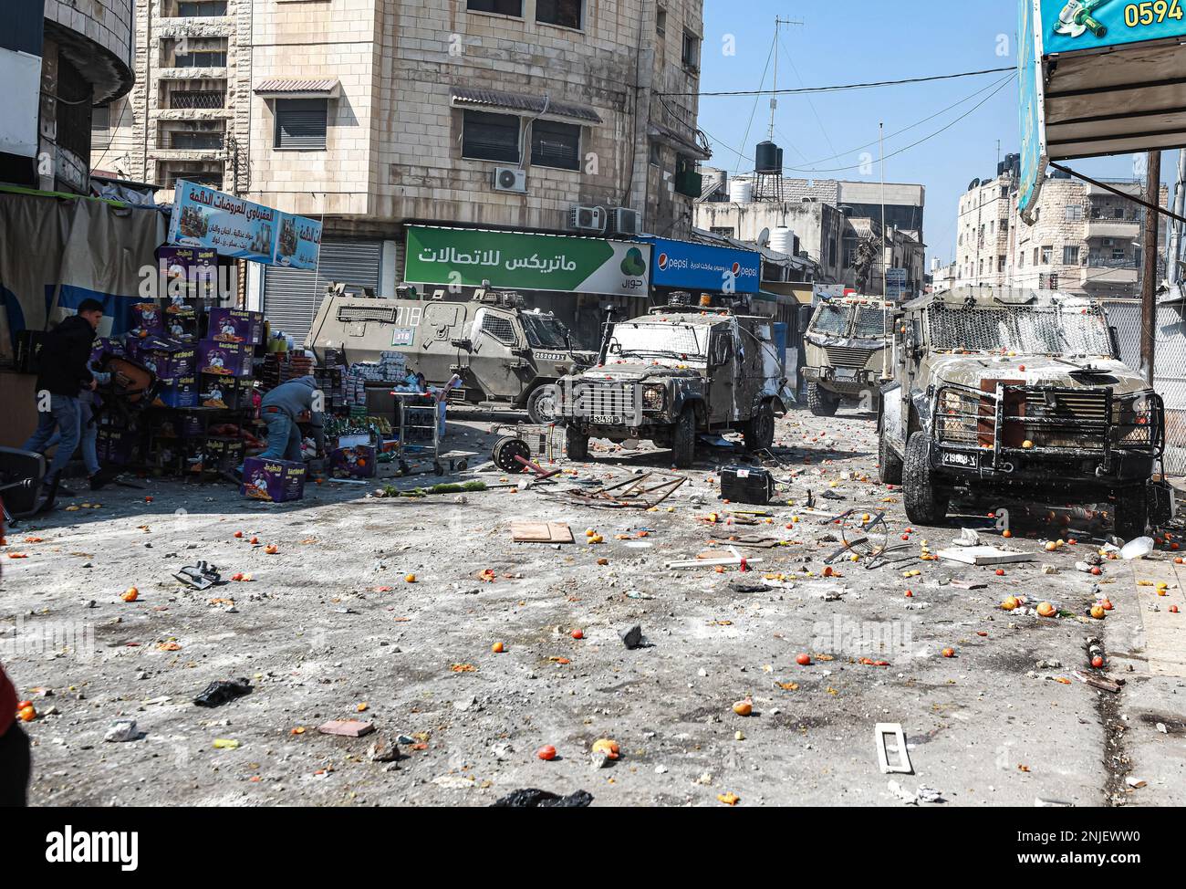 Nablus, Gaza. 22nd Feb, 2023. Palestinians throw stones at Israeli army ...