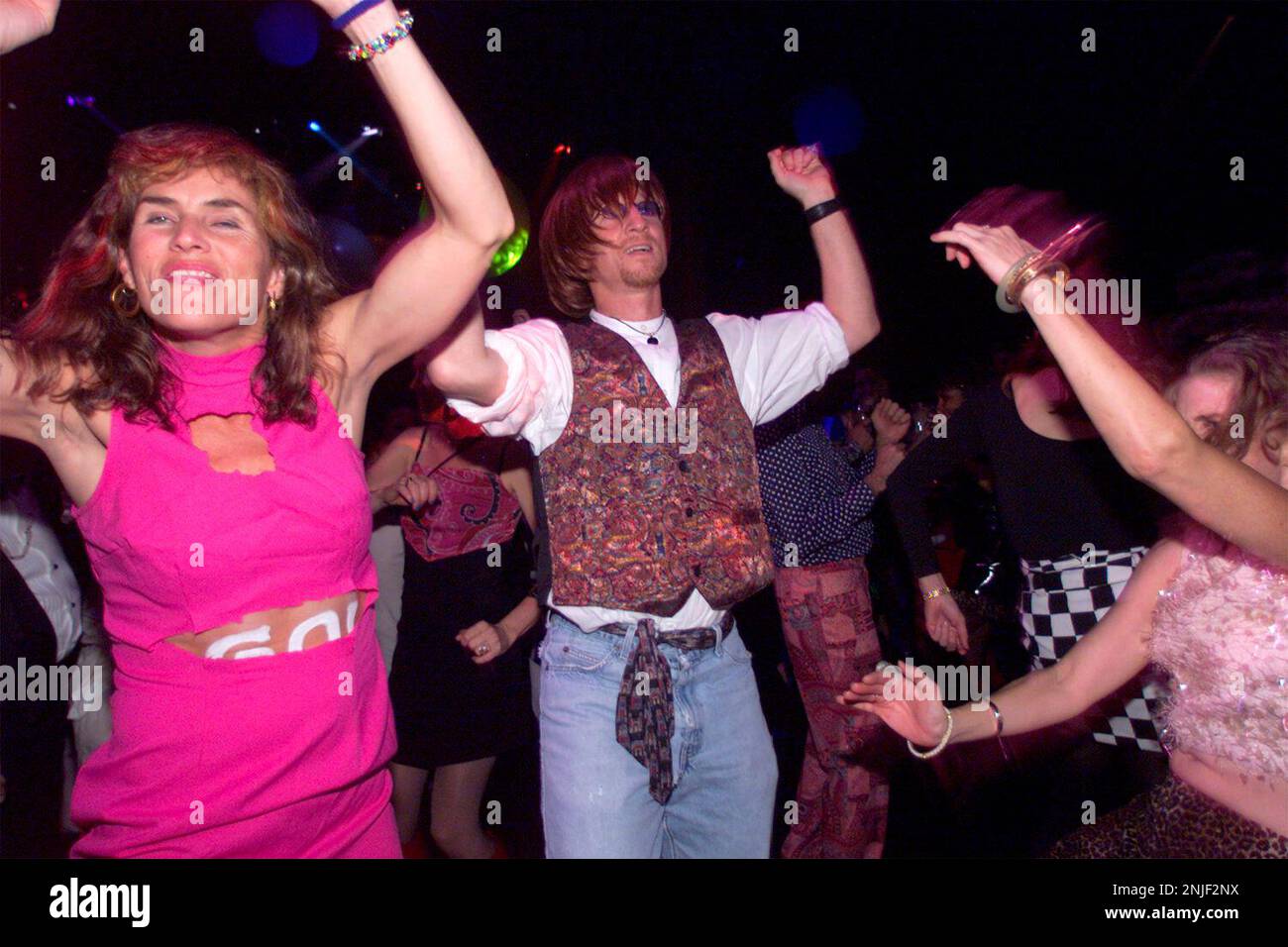 ARTISTS31b-C-28JAN00-DD-LH--Kat Taylor (left) with her husband Tom ...