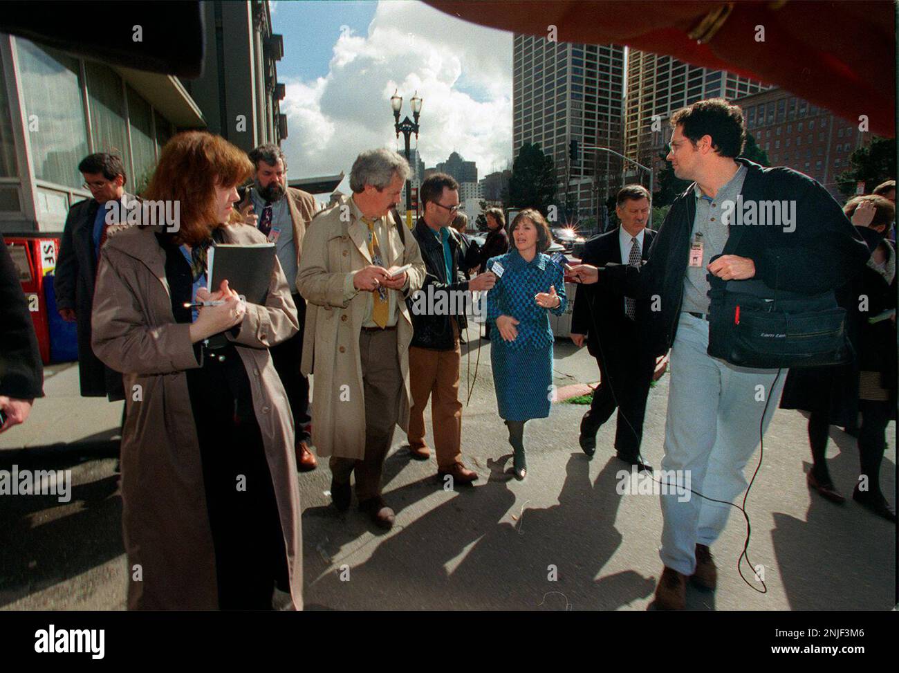 BOXER 3/C/17FEB98/CD/LH--Barbara Boxer kicking off her re-election ...
