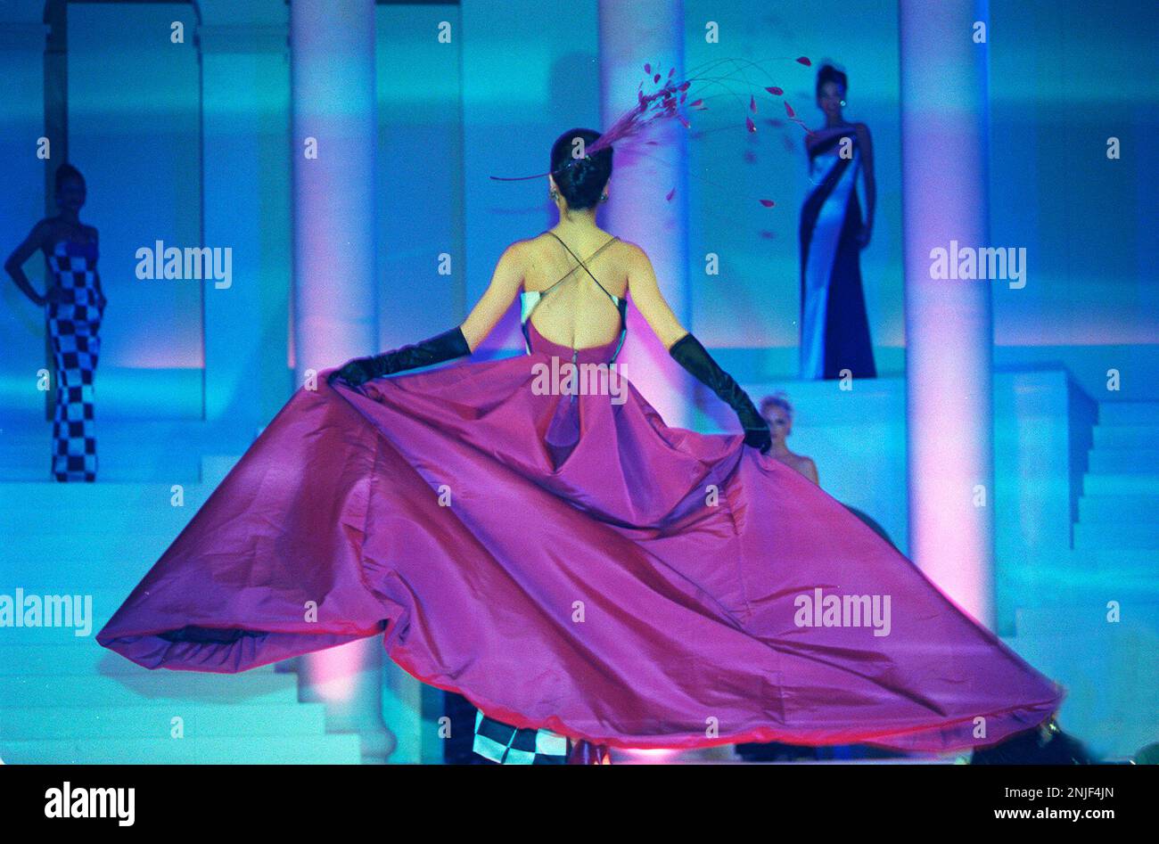NORDIES SHOW 2 /C/15JUL97/DD/LH--Grey and black gown with purple train ...