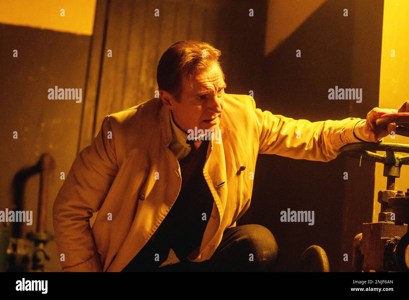 MARLOWE, Liam Neeson, 2022. ph: Patrick Redmond / © Open Road Films ...