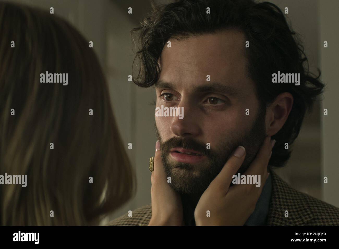 YOU, Penn Badgley, Portrait of the Artist', (Season 4, ep. 402, aired ...