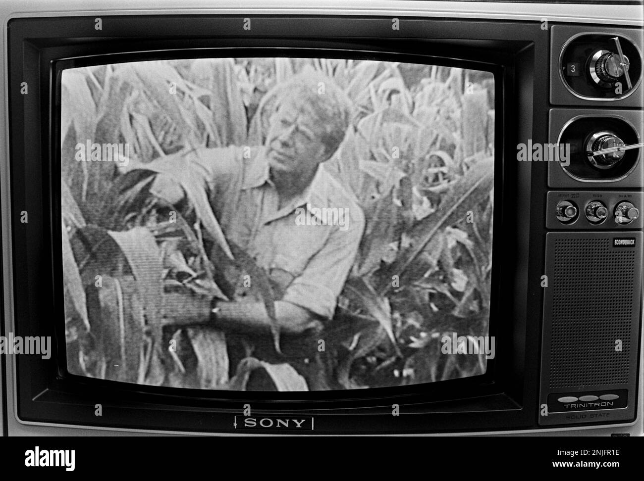 Presidential campaign ads hi-res stock photography and images - Alamy