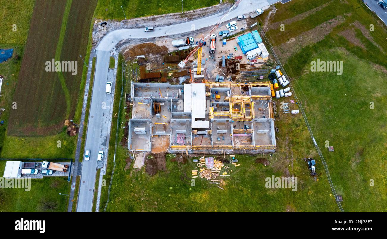 Modern commercial building under construction hi-res stock photography ...