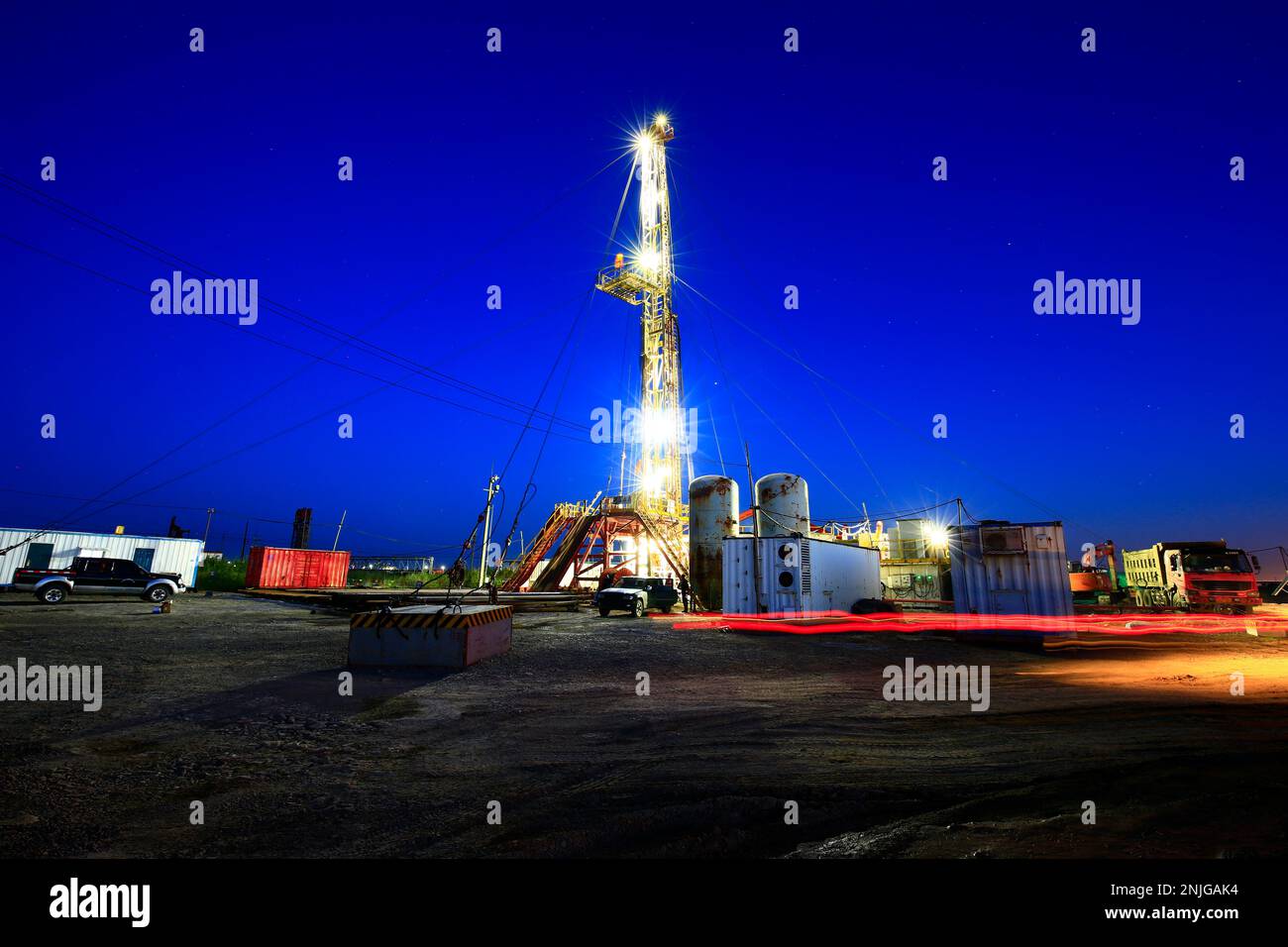 The oil rig Stock Photo - Alamy