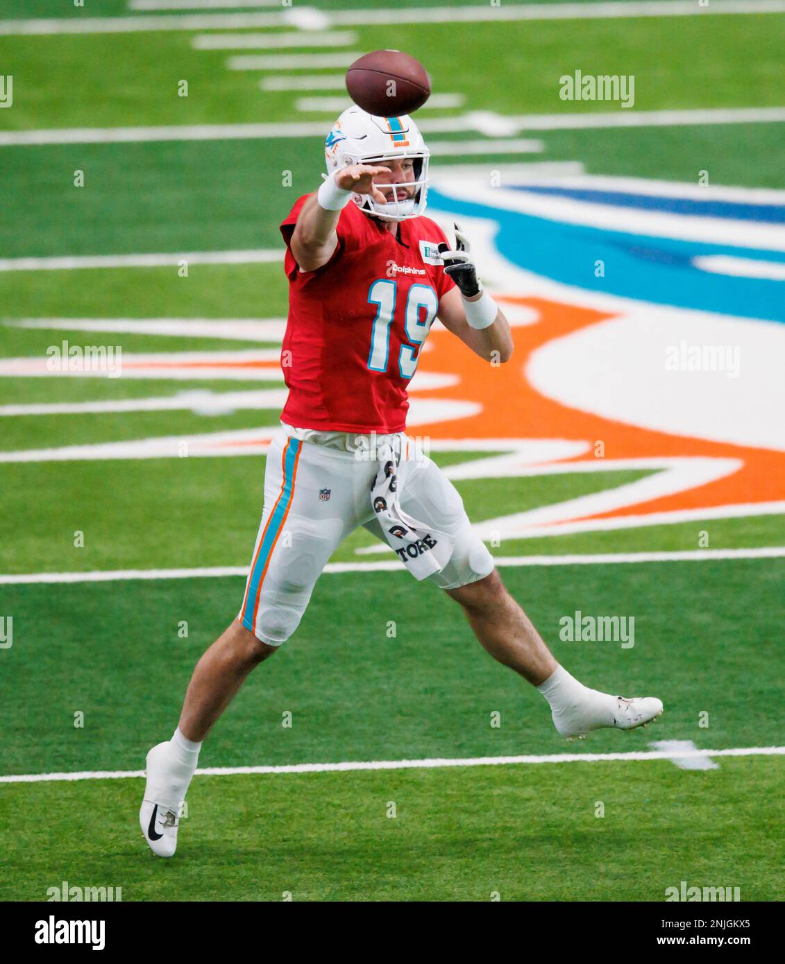 Miami Dolphins quarterback Skylar Thompson (19) throws a pass during ...