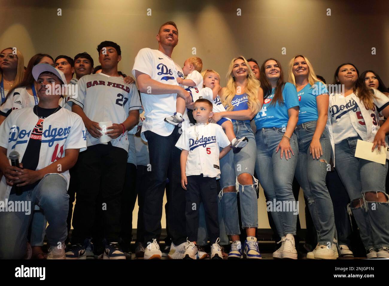 Los Angeles Dodgers first baseman Freddie Freeman and wife Chelsea ...