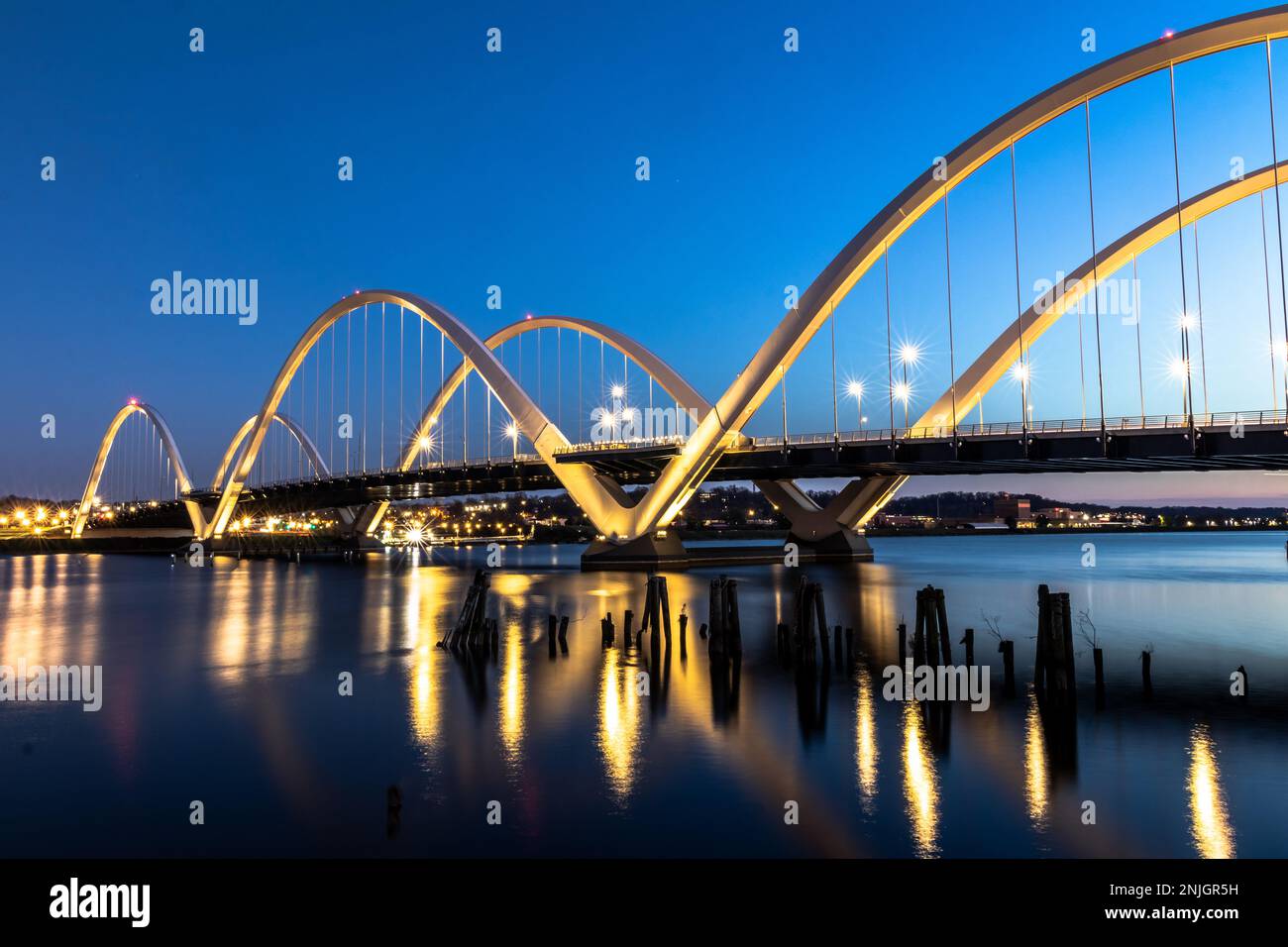 Frederick skyline hi-res stock photography and images - Alamy