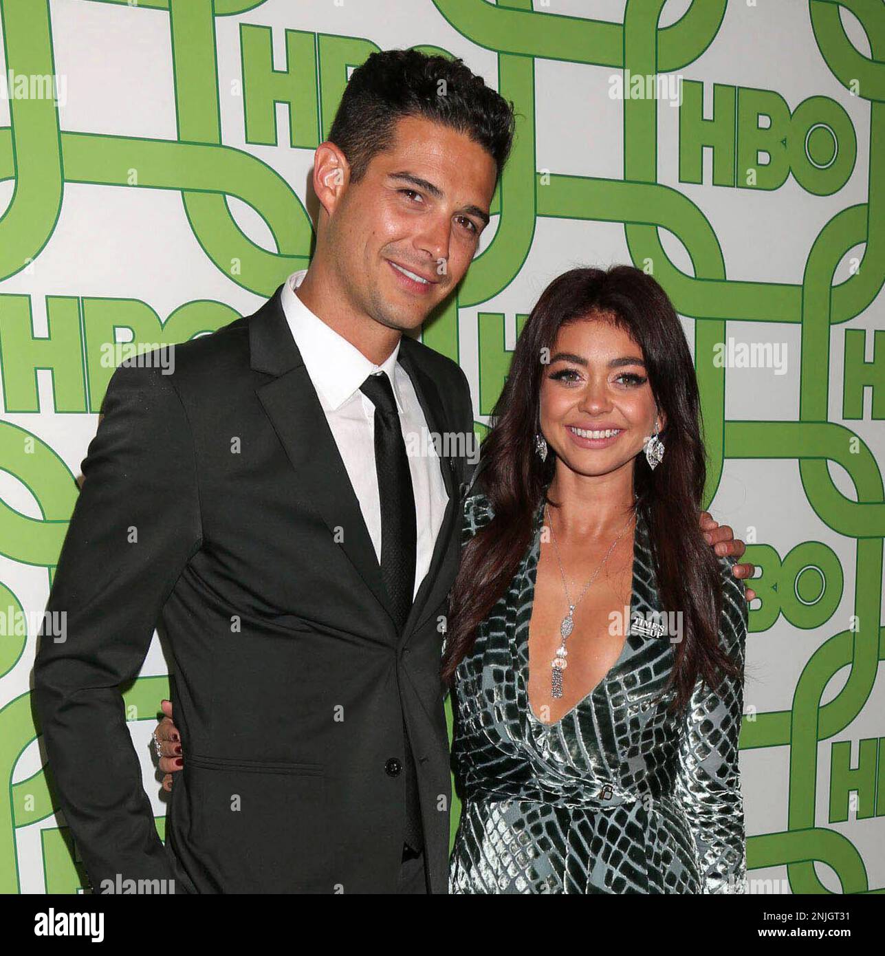 AUGUST 20th 2022: Actress Sarah Hyland and Wells Adams of The Bachelor ...