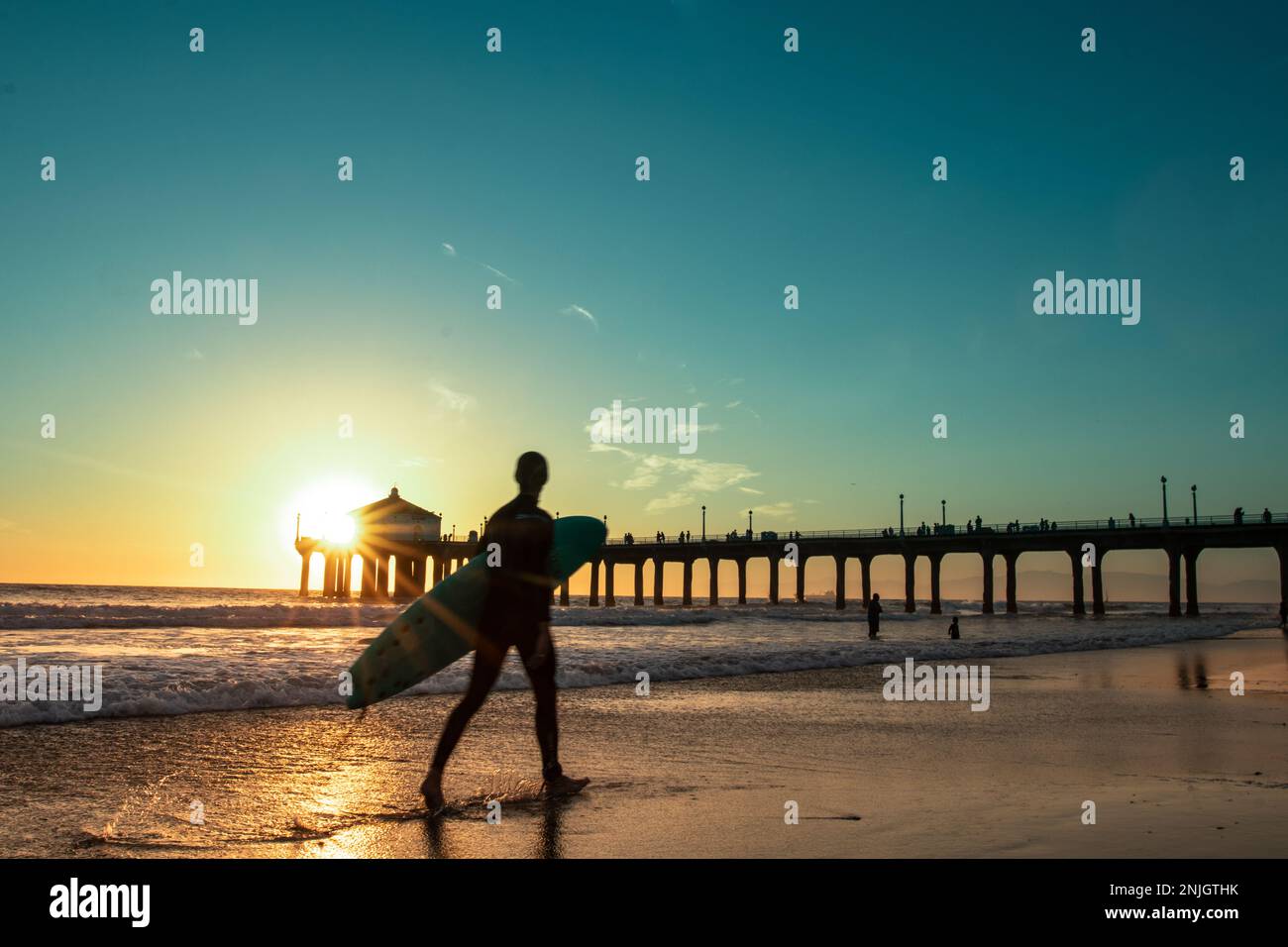 Manhattan beach pier, sunset hi-res stock photography and images - Alamy