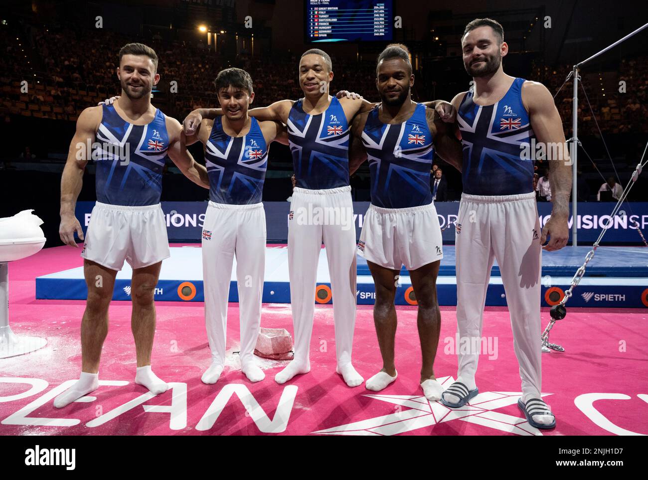 Team Great Britain celebrates winning the men's team final at the ...