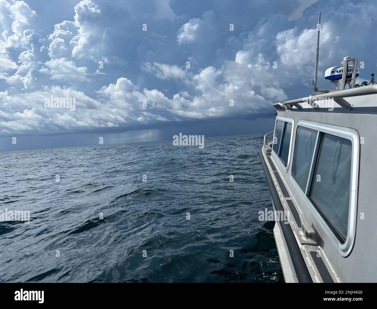 STENNIS SPACE CENTER, Miss.— Fleet Survey Team (FST) Sailors and a ...