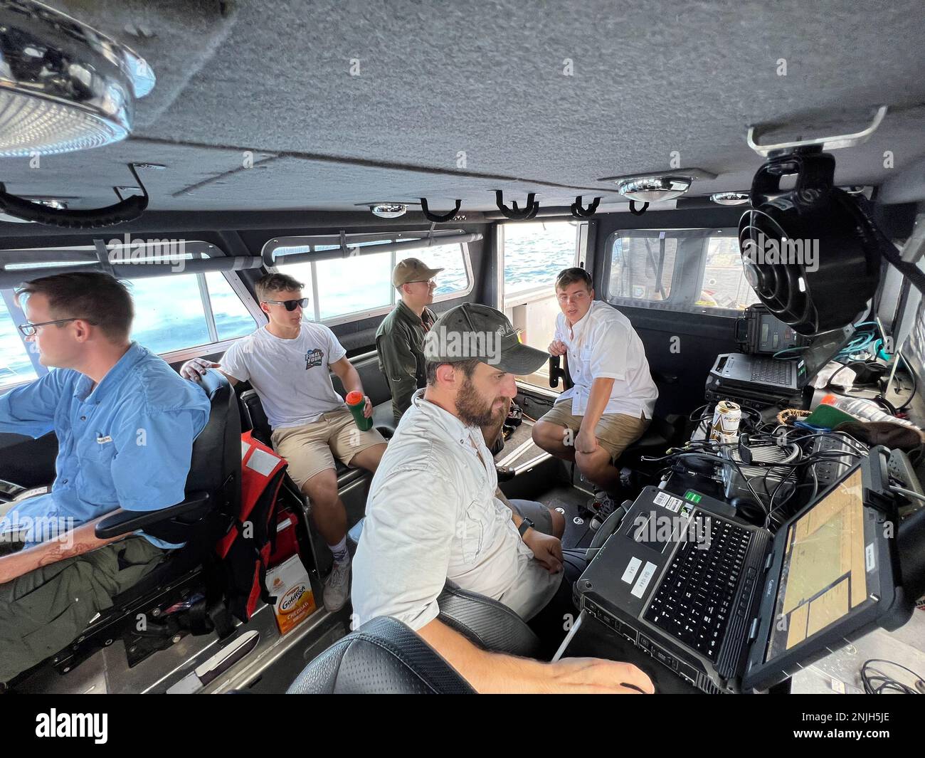 STENNIS SPACE CENTER, Miss.— Fleet Survey Team (FST) Sailors and a ...