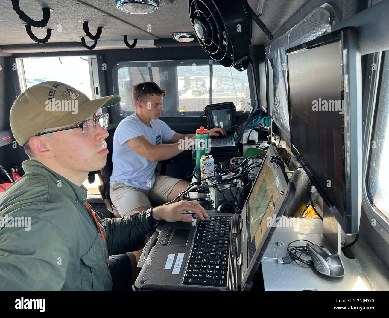 Multi beam echo sounder hi-res stock photography and images - Alamy