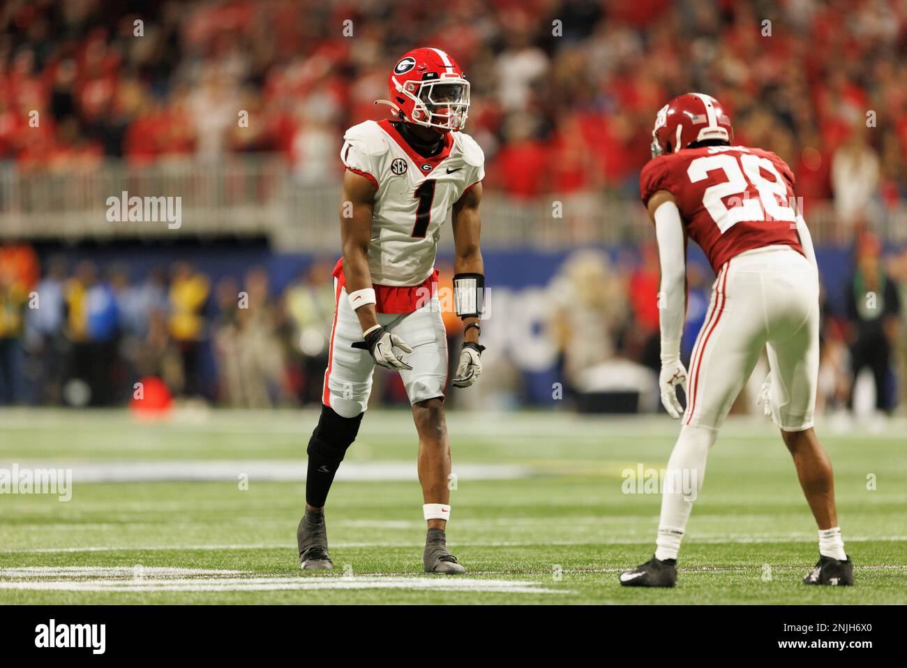 Georgia wide receiver George Pickens (1) gets set at the line of ...