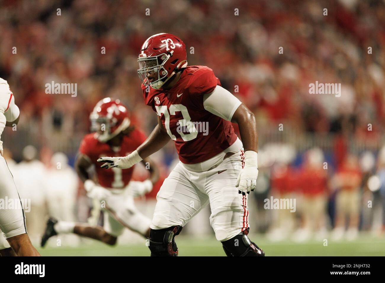 Alabama offensive lineman Evan Neal (73) blocks during the Southeastern ...