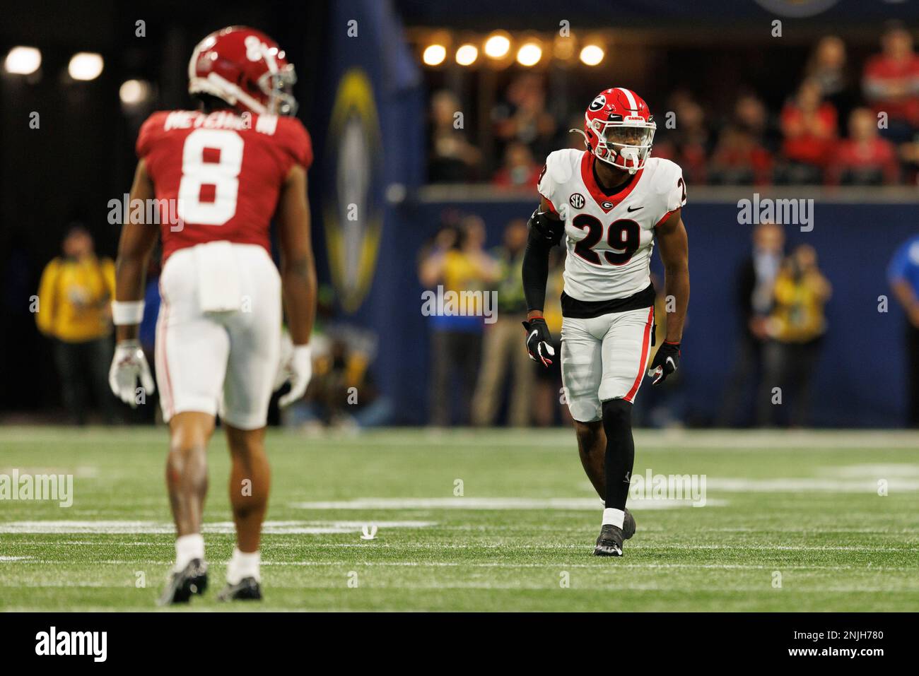 Georgia defensive back Christopher Smith (29) defends in coverage ...