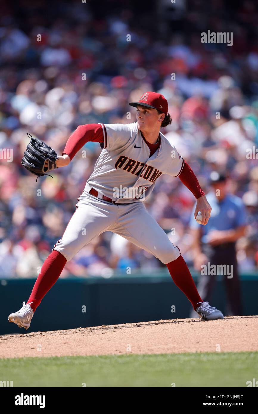 CLEVELAND, OH - AUGUST 03: Arizona Diamondbacks starting pitcher Tommy ...